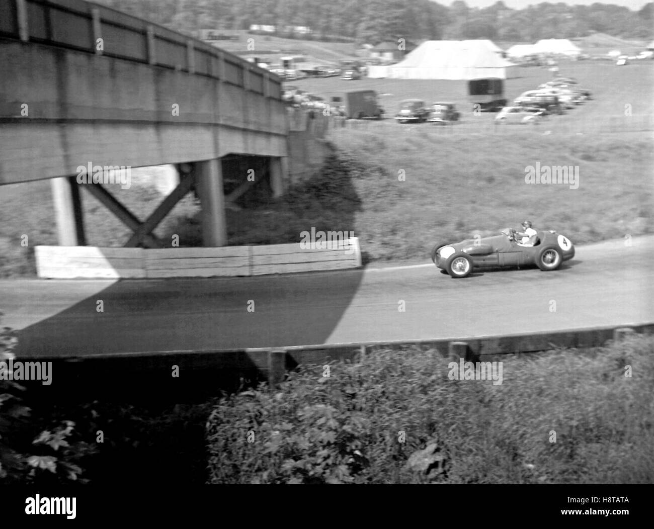 Retro car bridge Black and White Stock Photos & Images - Alamy