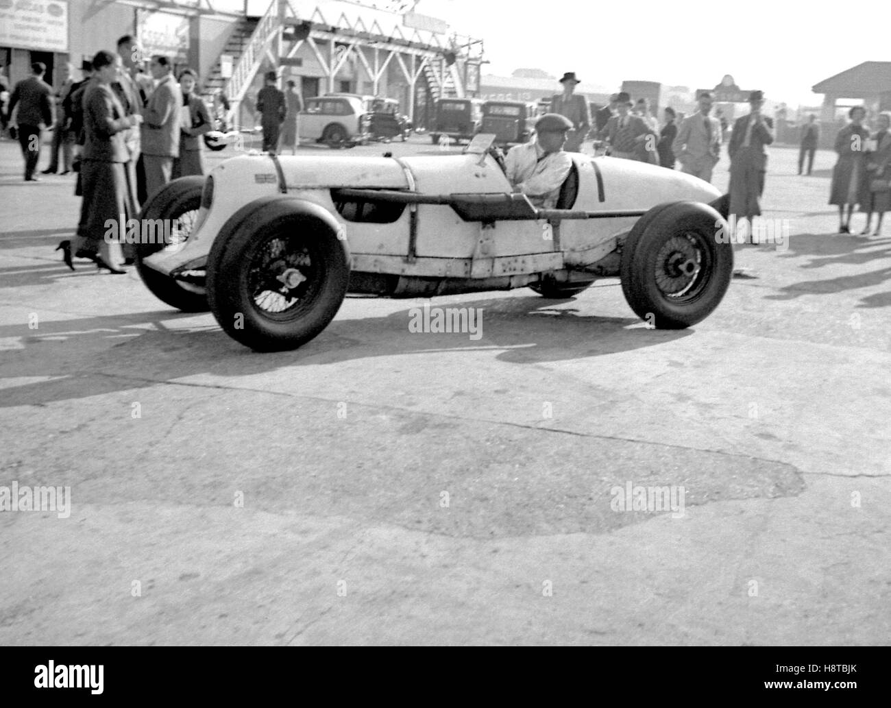British pre war racing car hi-res stock photography and images - Alamy
