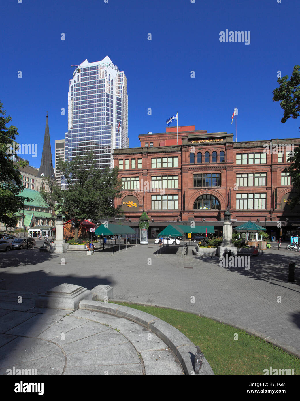 Kpmg tower hi-res stock photography and images - Alamy