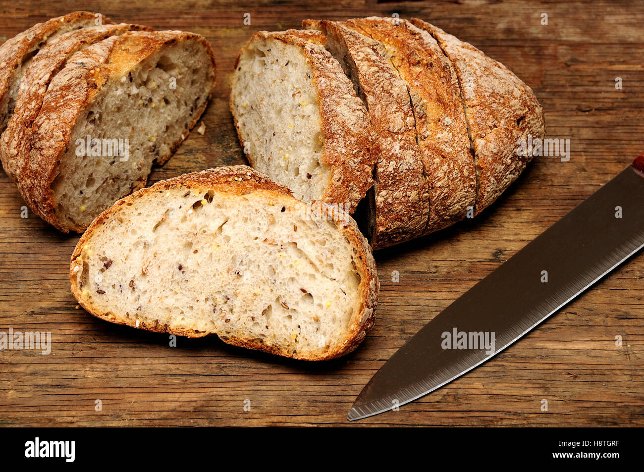 bread loaf sliced Stock Photo - Alamy