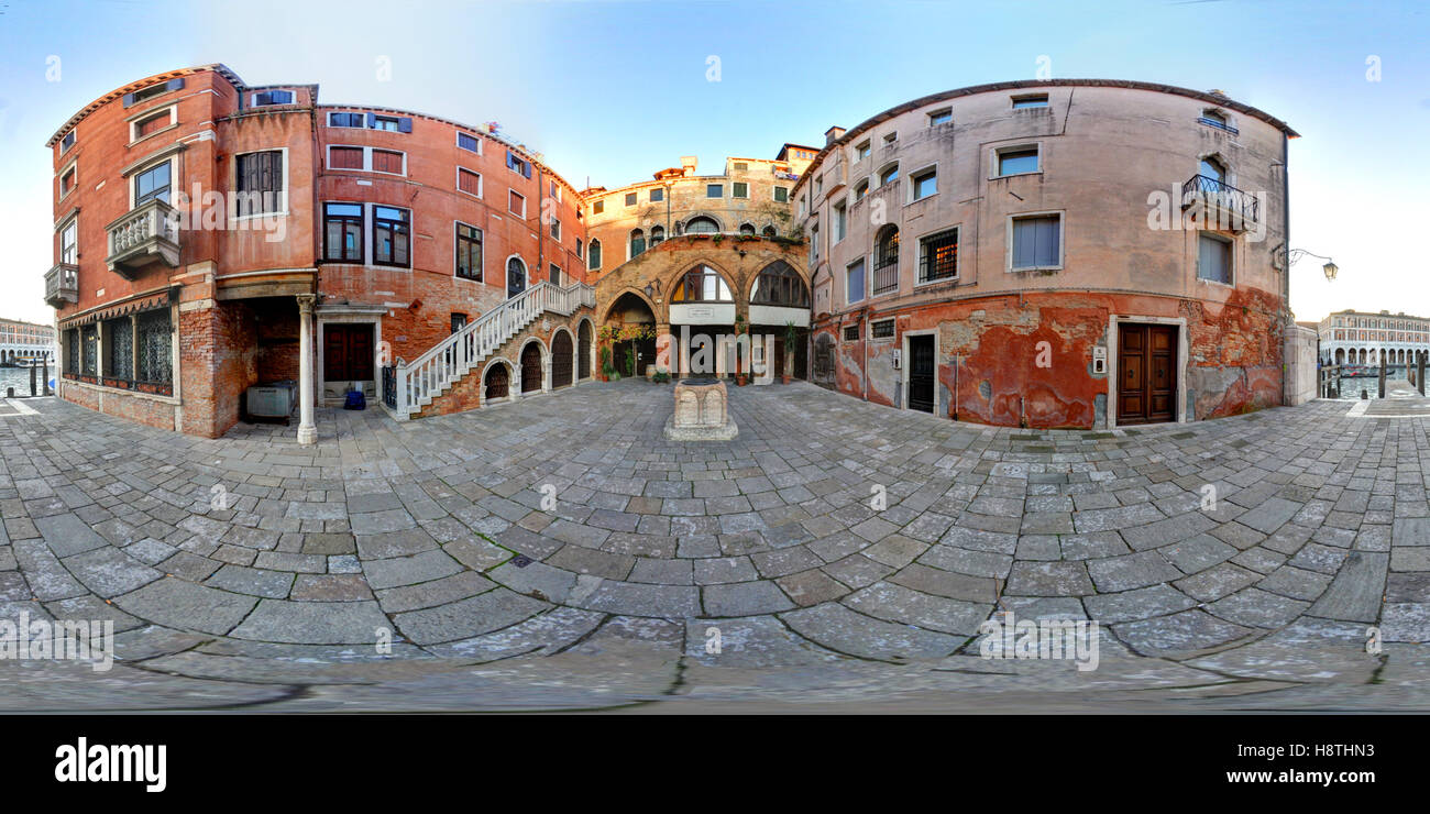 A 360 degrees (spherical) view of in Venice Stock Photo - Alamy