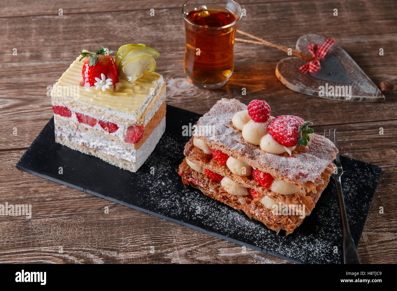 Mille feuille cream hi-res stock photography and images - Alamy