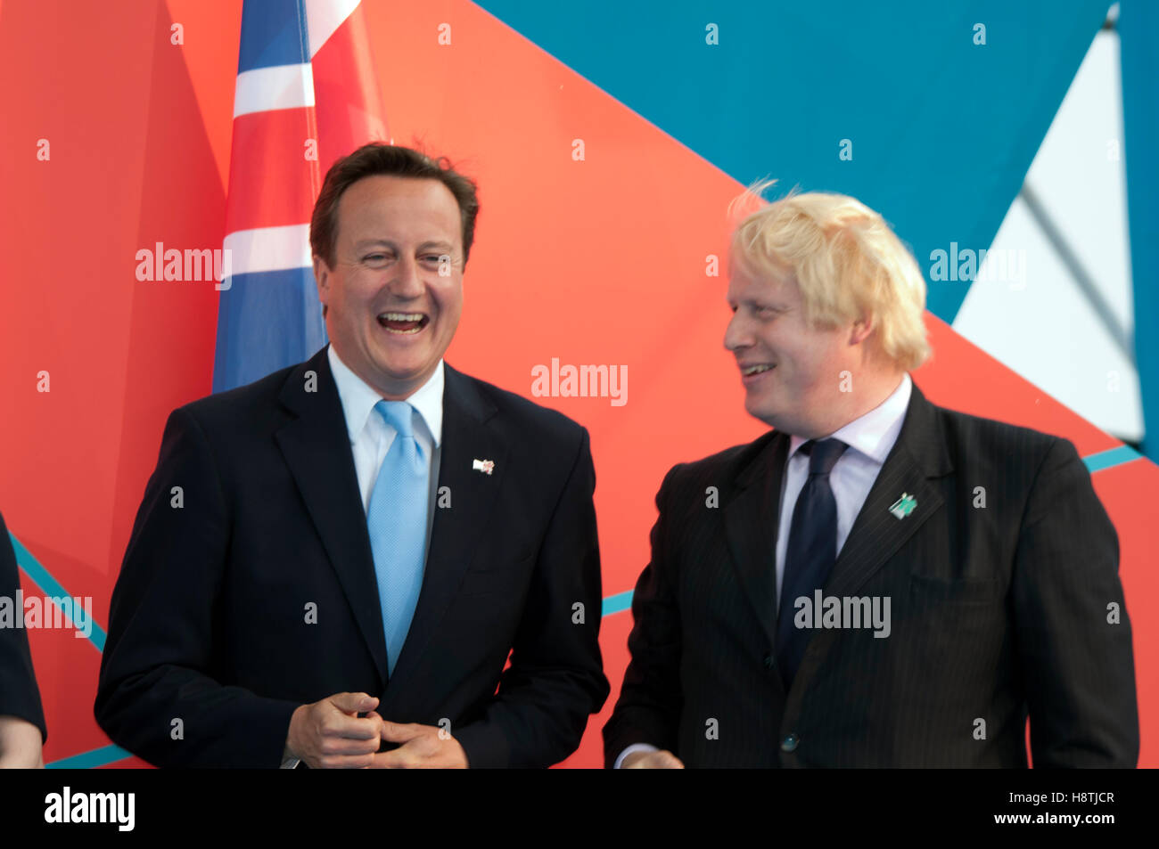 Boris johnson and david cameron +eton hi-res stock photography and ...