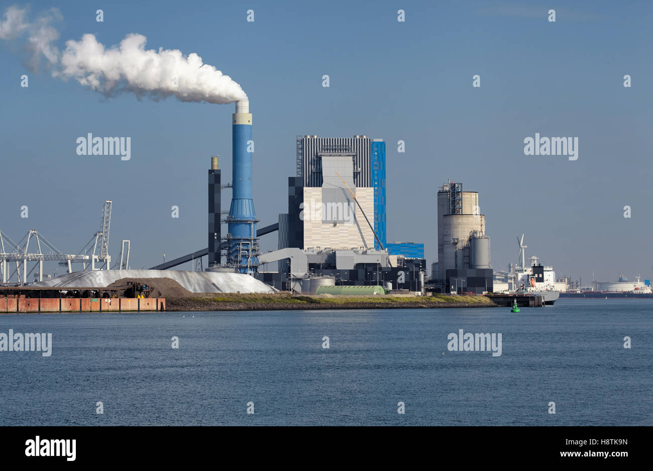 Power station site lines hi-res stock photography and images - Alamy