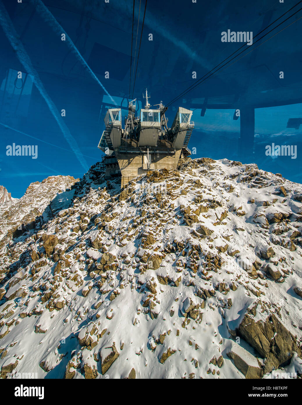 Punta helbronner station hi-res stock photography and images - Alamy