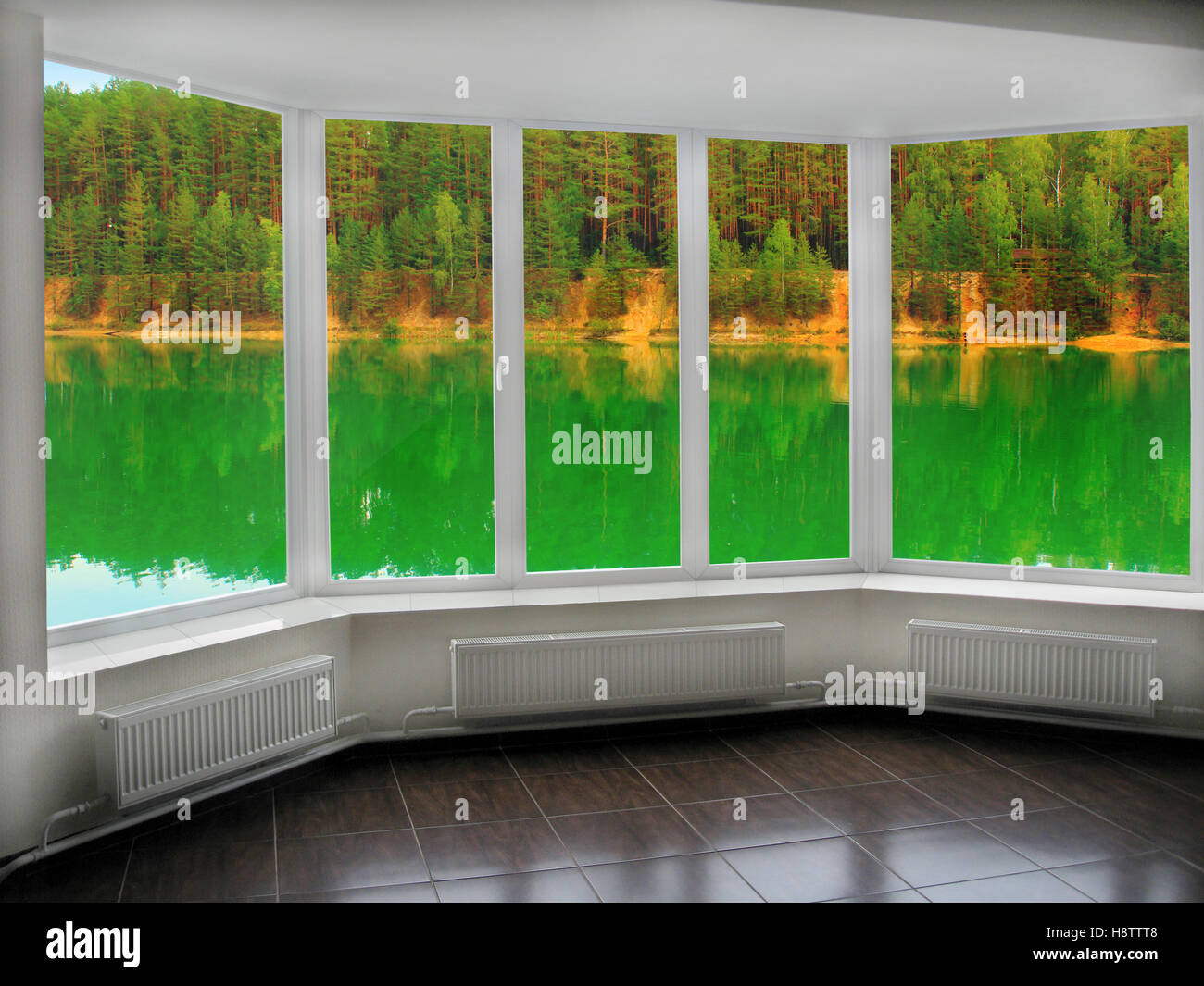 Panoramic windows hi-res stock photography and images - Alamy