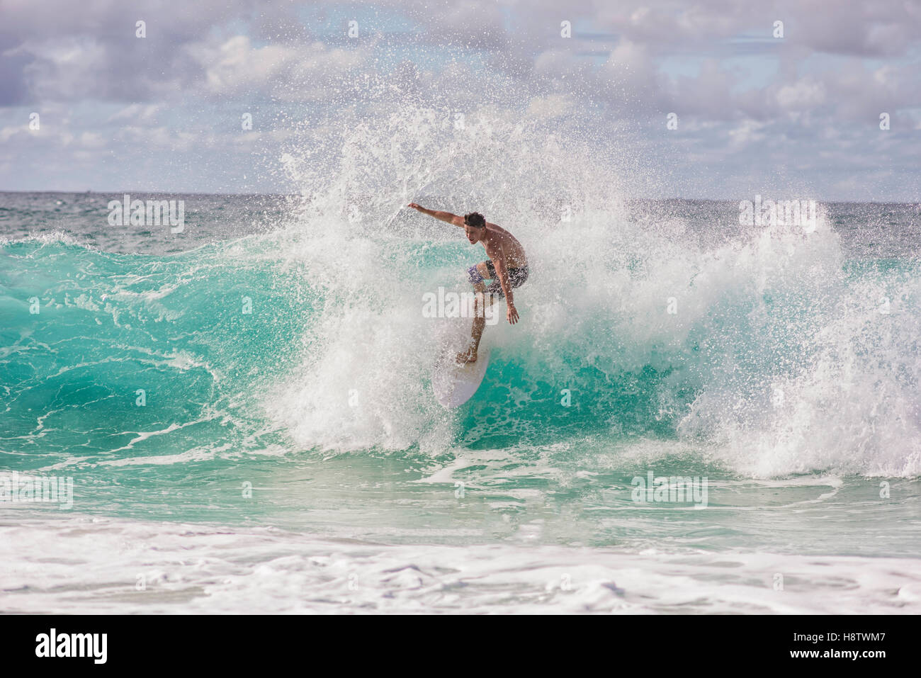 Surfer at Banzai Pipeline, North Shore Oahu Hawaii, waves on this day ...