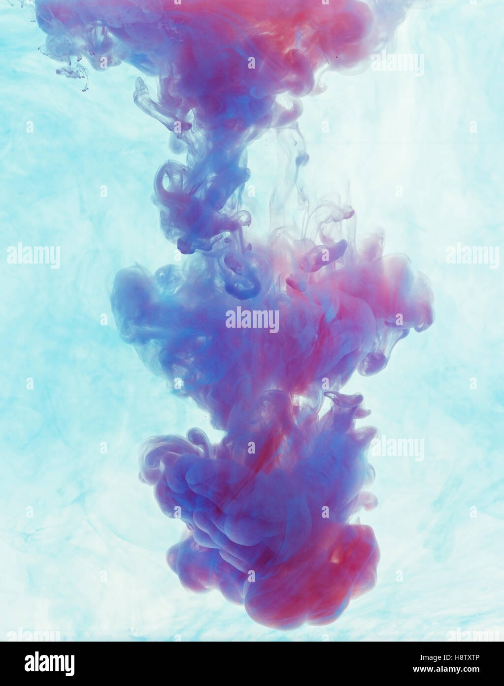 Floating underwater painting hi-res stock photography and images - Alamy