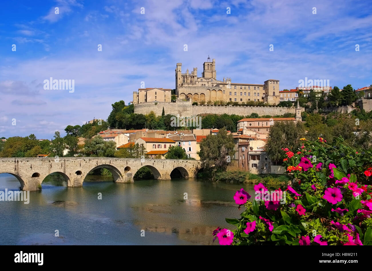 Arch architecture hi-res stock photography and images - Alamy