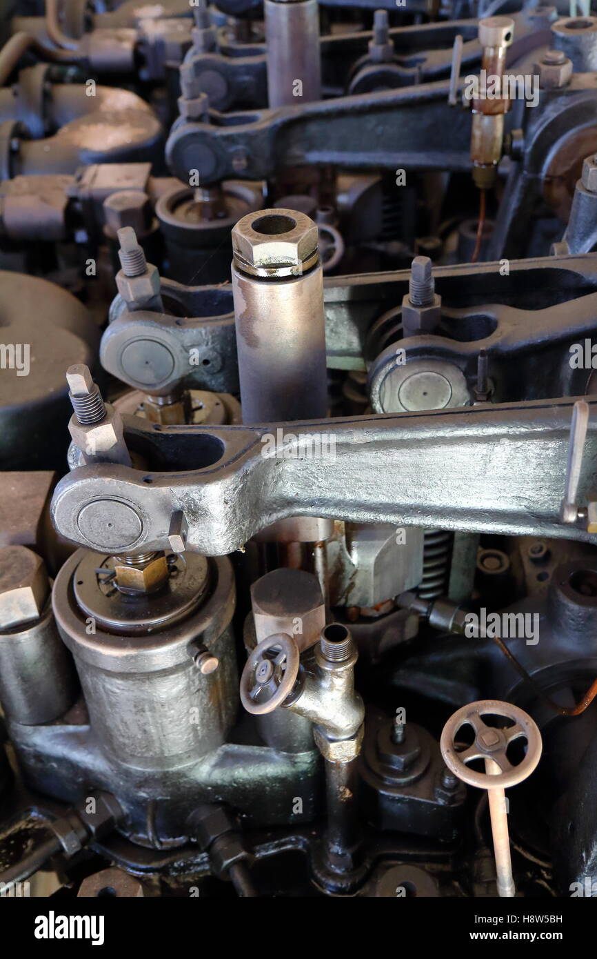 Vintage engine hi-res stock photography and images - Alamy
