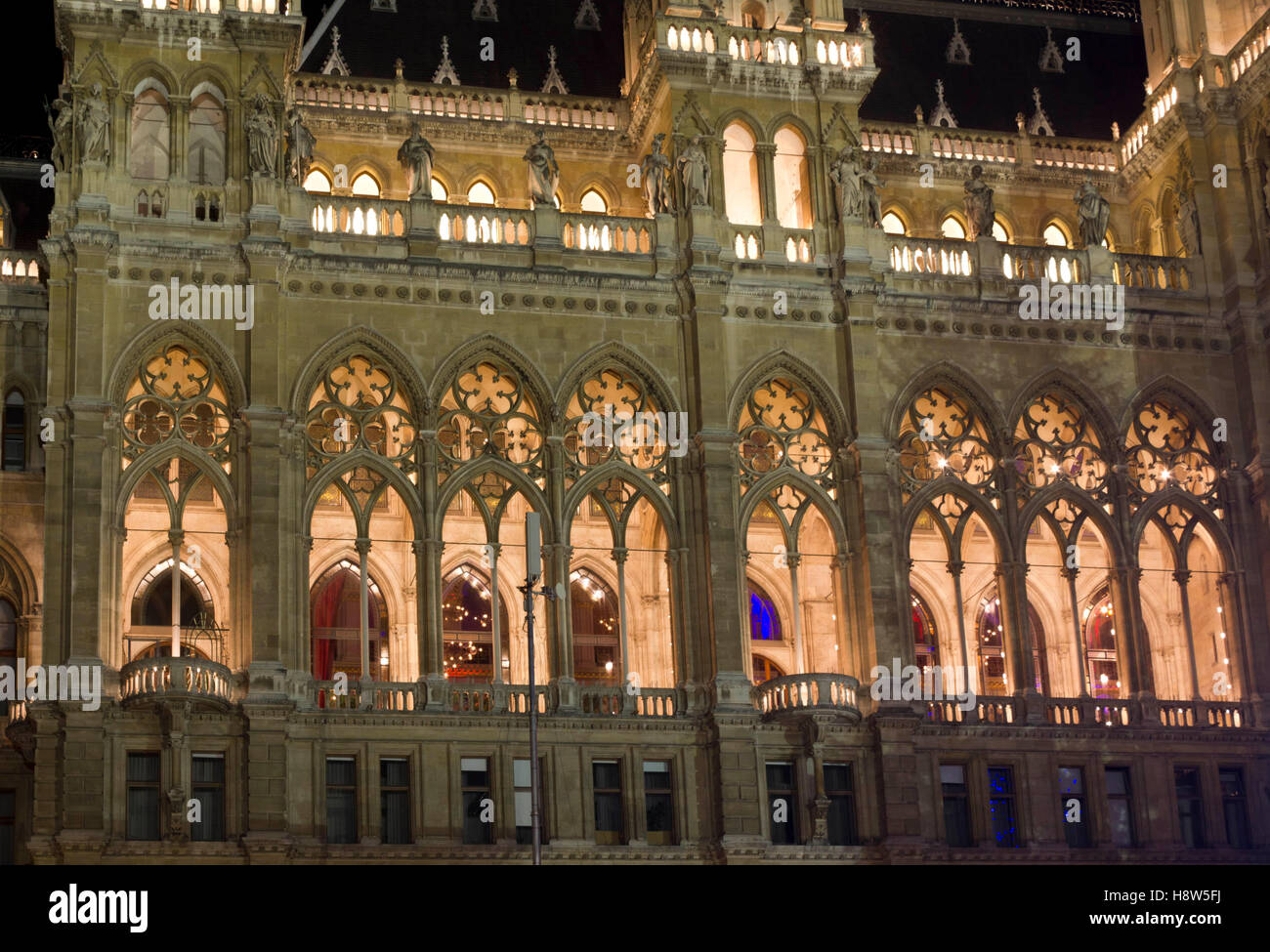 Neues rathaus vienna hi-res stock photography and images - Alamy