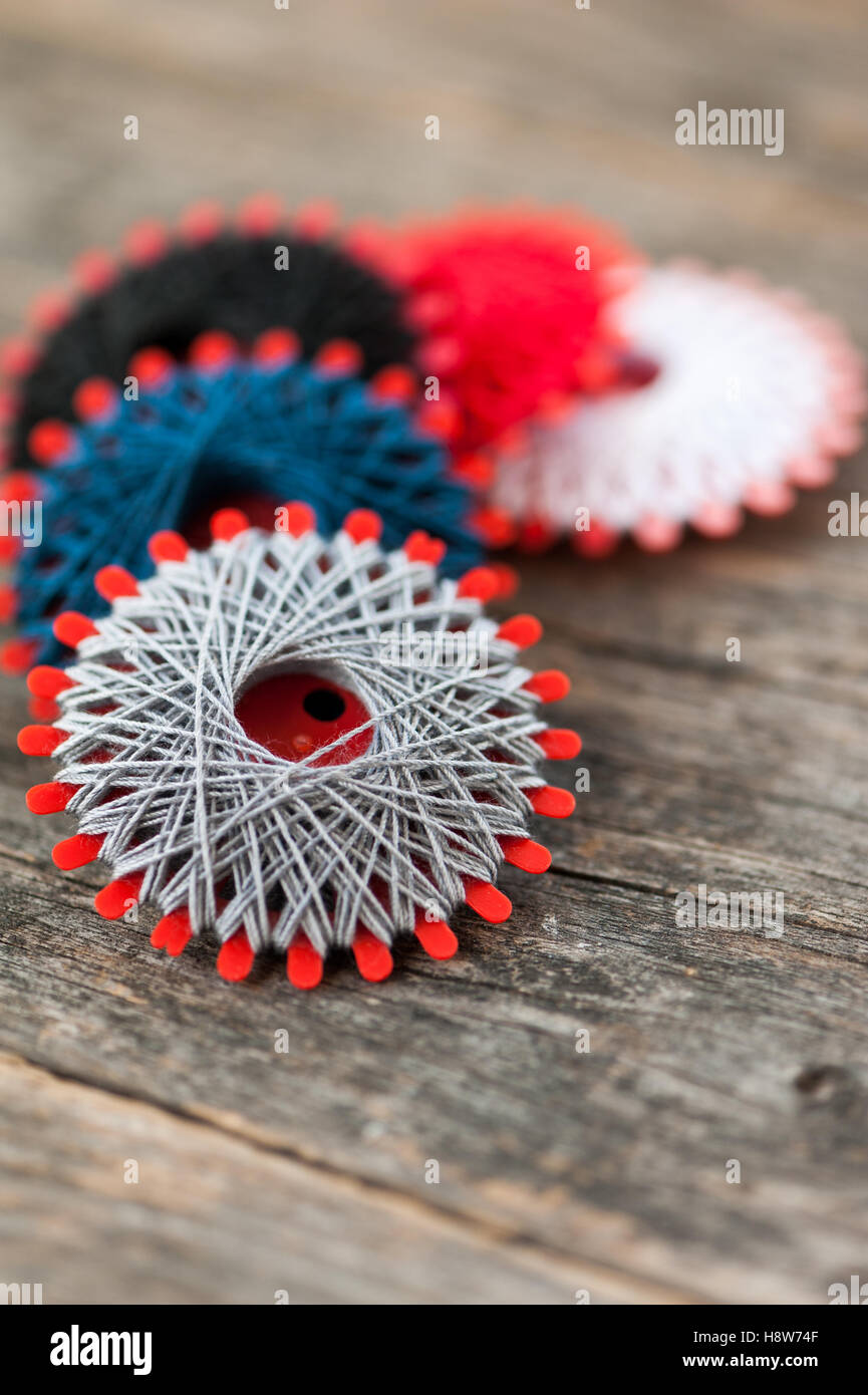 Bobbing threads hi-res stock photography and images - Alamy