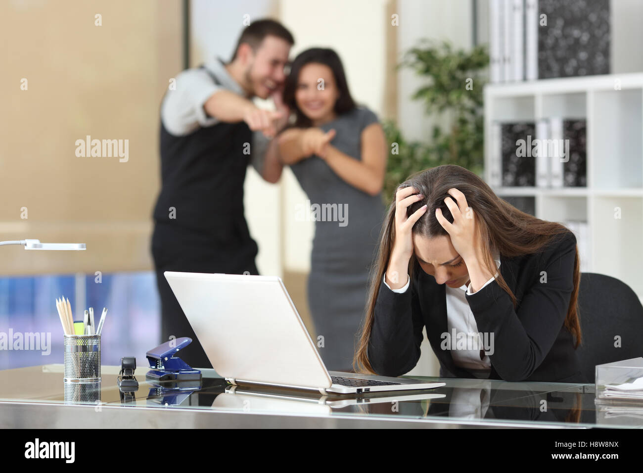 Bully bullying hi-res stock photography and images - Alamy