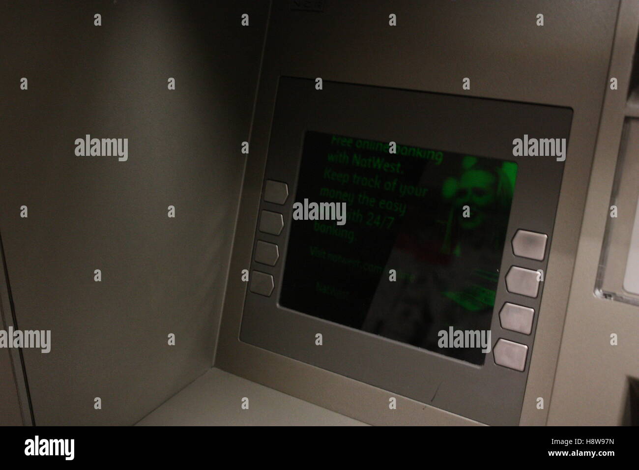Green screen cash point hi-res stock photography and images - Alamy