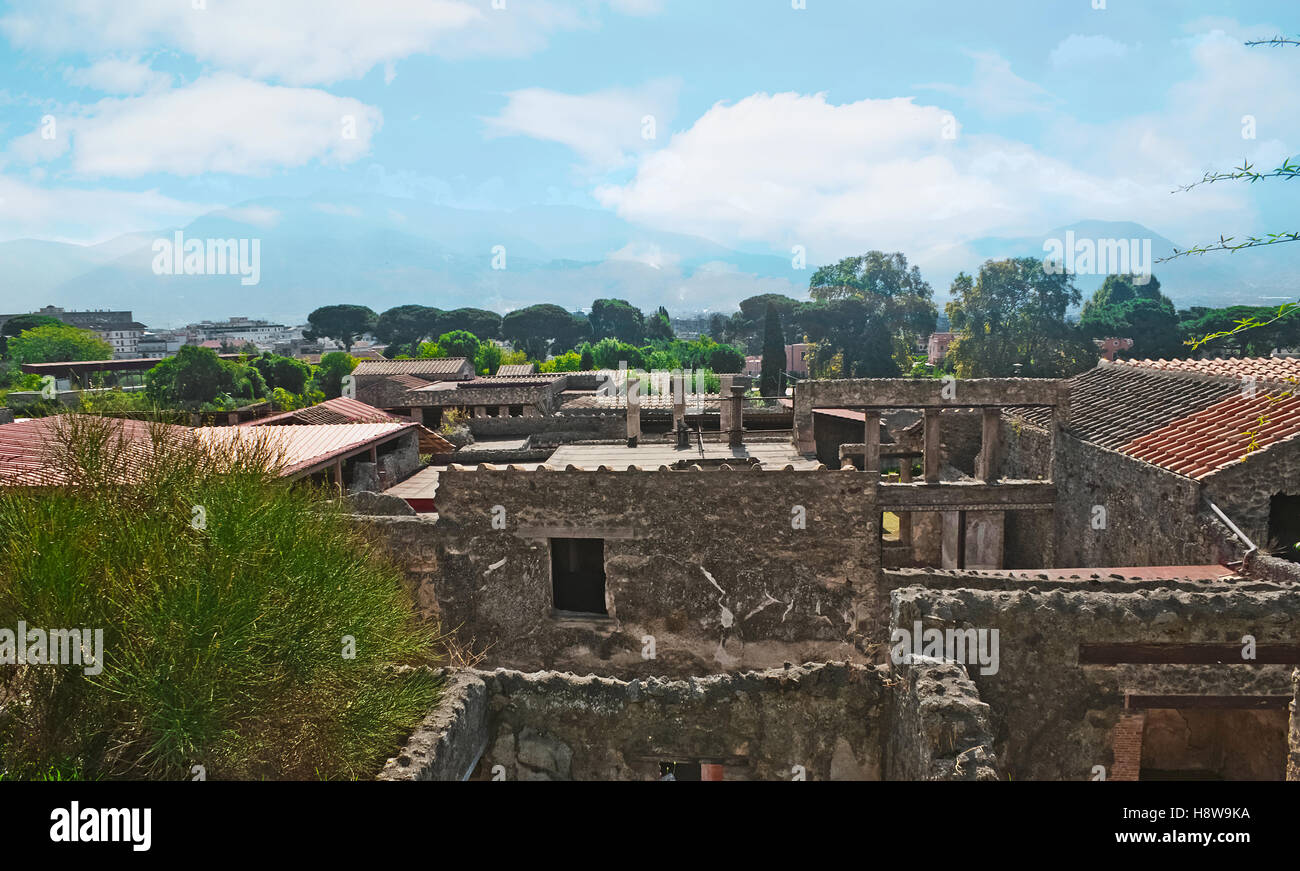 Vesuvius gate pompeii hi-res stock photography and images - Alamy