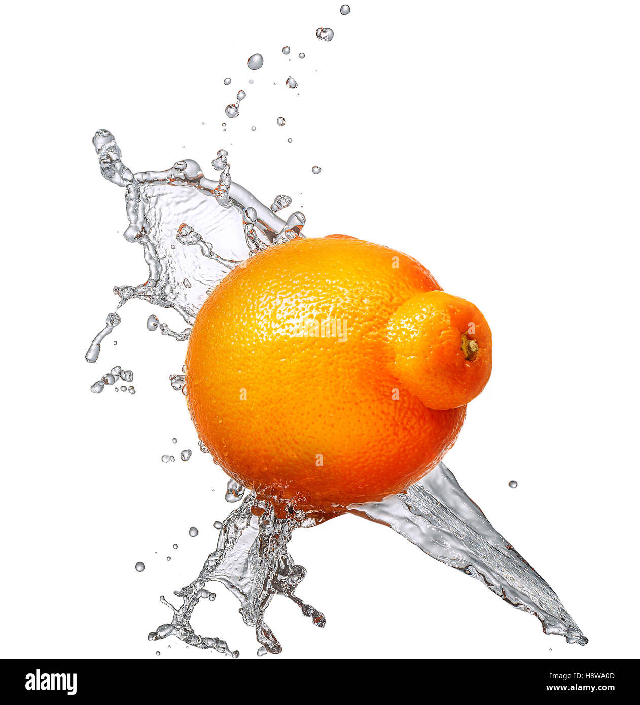 Water splash with mandarin isolated Stock Photo - Alamy