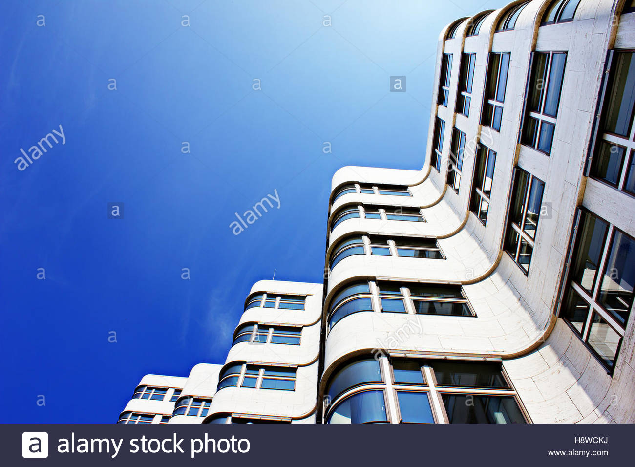 Curved Office Building Europe Stock Photos & Curved Office Building ...
