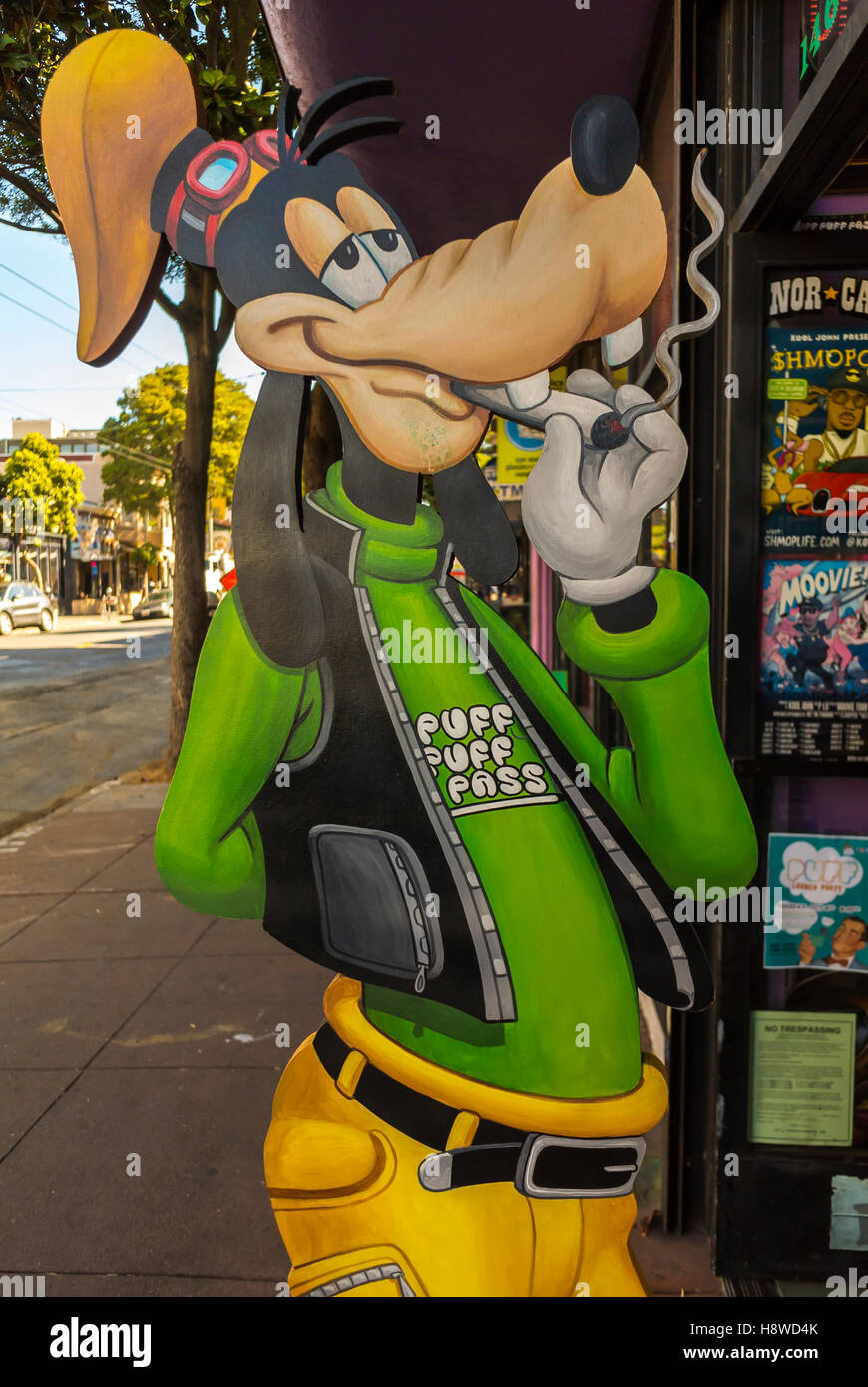 Pluto smoking joint hi-res stock photography and images - Alamy