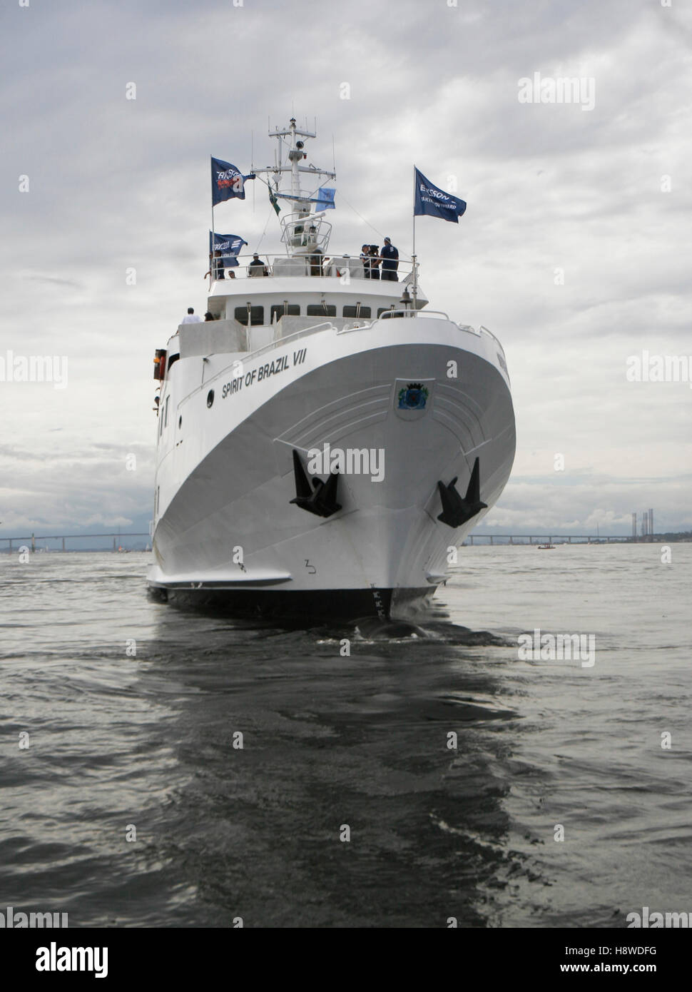 Tour boat in Rio de Janeiro Stock Photo - Alamy