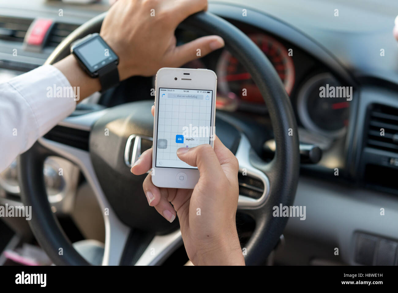Man using google map in car hi-res stock photography and images - Alamy