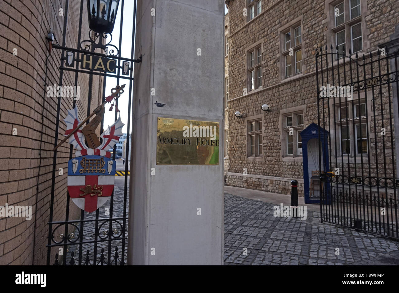 The entrance to the Honourable Artillery Company Armoury House, London ...