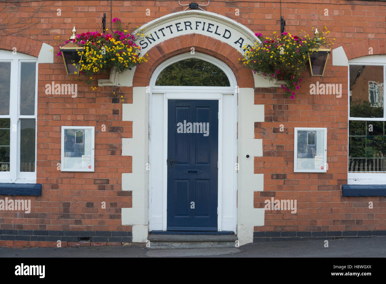 The door to the Snitterfield Arms pub, Snitterfield, Warwickshire ...