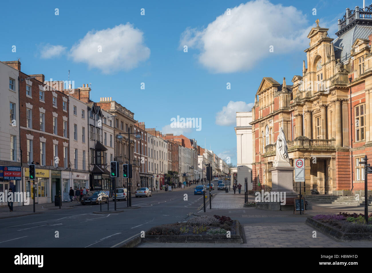 Royal leamington spa hi-res stock photography and images - Alamy