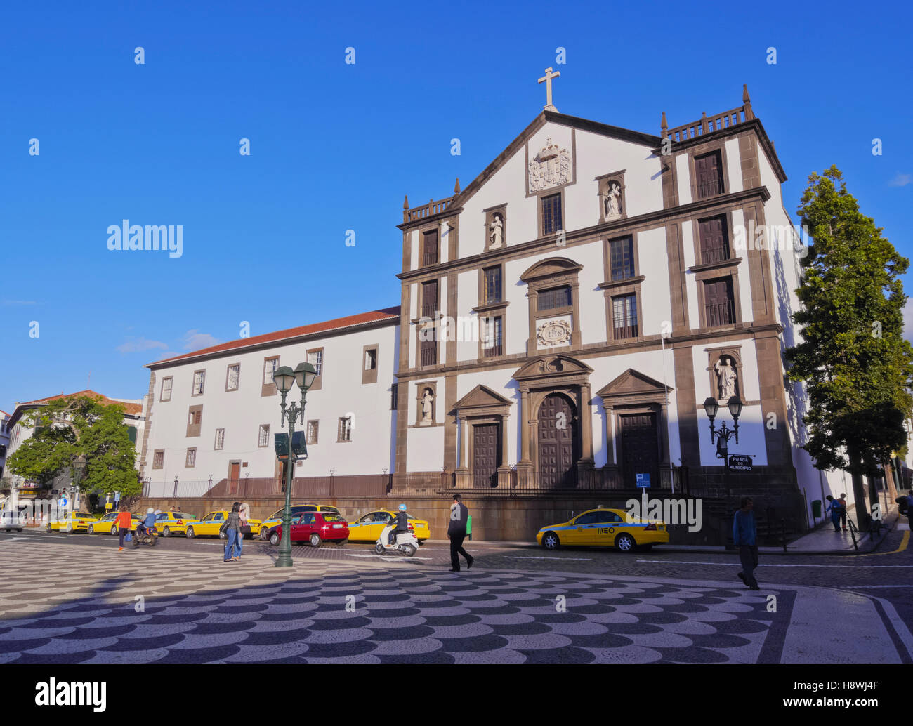 Jesuit universities hi-res stock photography and images - Alamy