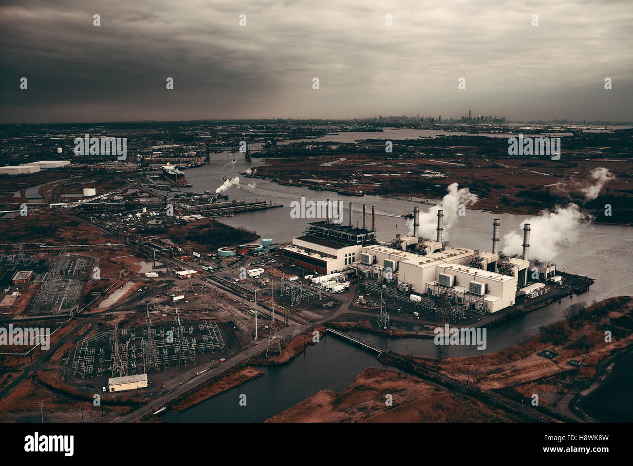 Jersey city refinery hi-res stock photography and images - Alamy