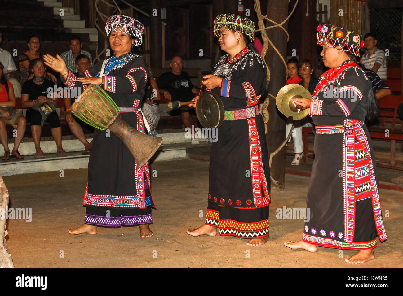 Akha Burmese costumes Stock Photo - Alamy