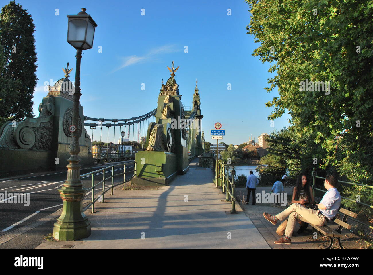 Hammersmith bridge hi-res stock photography and images - Alamy
