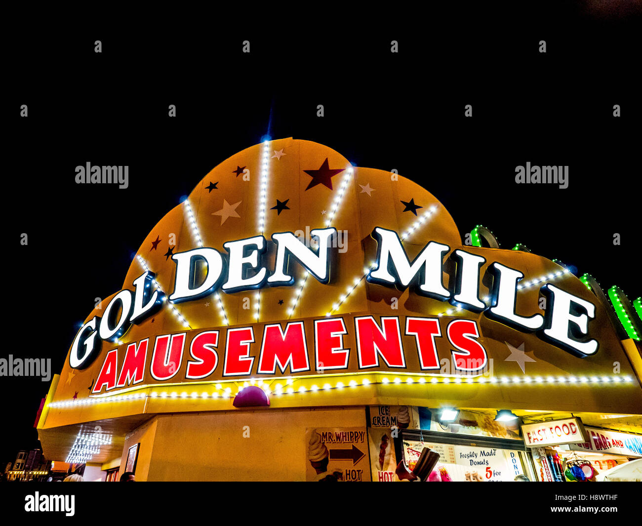 Golden mile amusement arcade sign hi-res stock photography and images ...