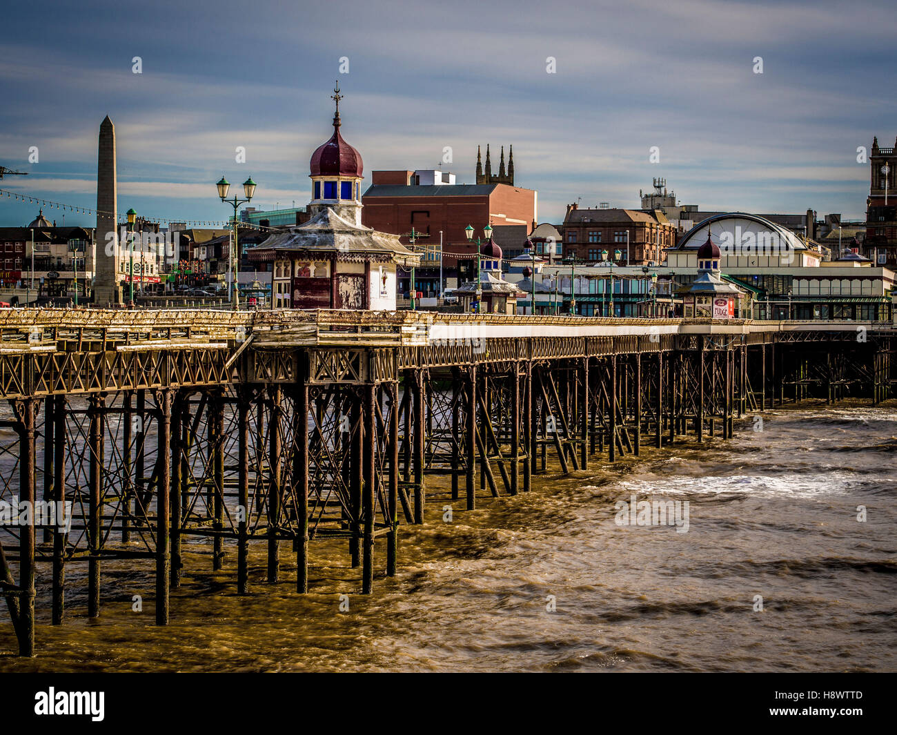 Blackpool war memorial hi-res stock photography and images - Alamy