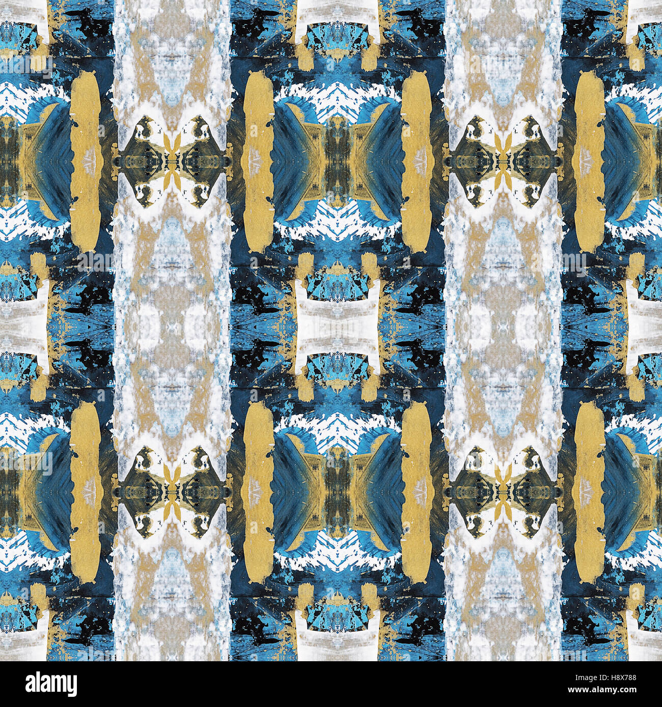 Gold tiles pattern hi-res stock photography and images - Alamy