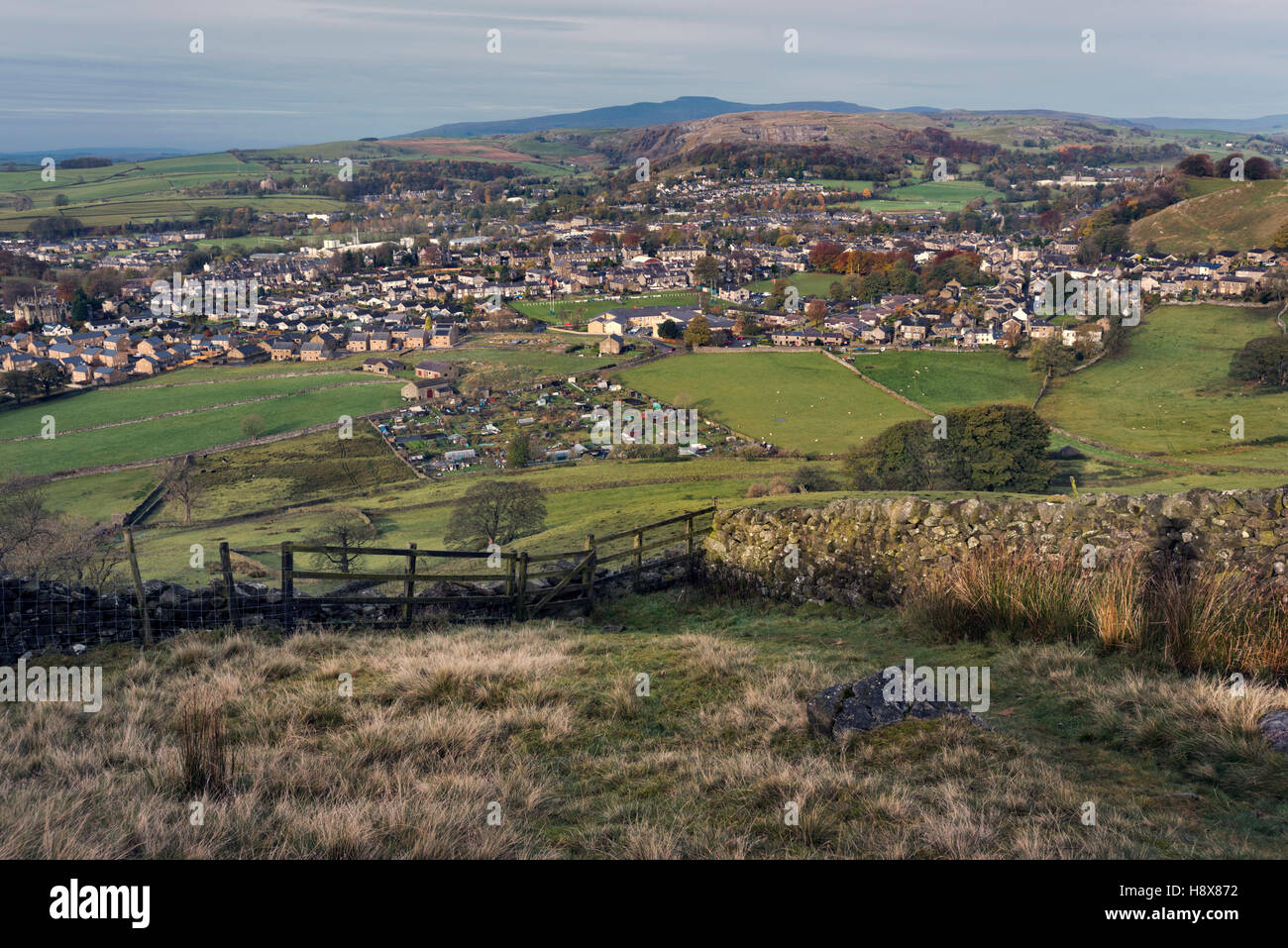 Giggleswick hi-res stock photography and images - Alamy