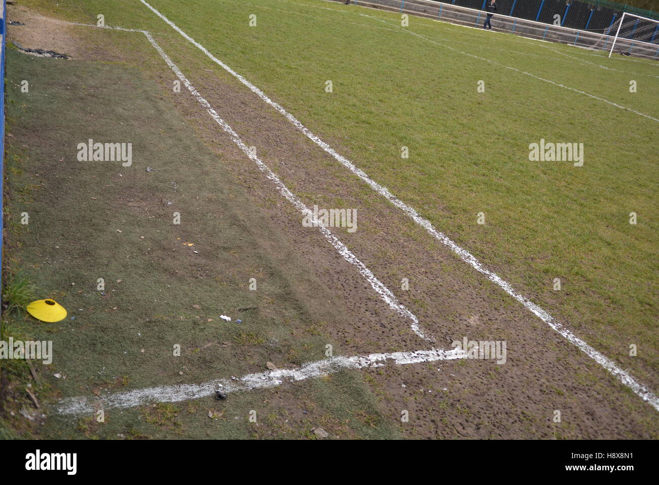 Soccer pitch markings hi-res stock photography and images - Alamy