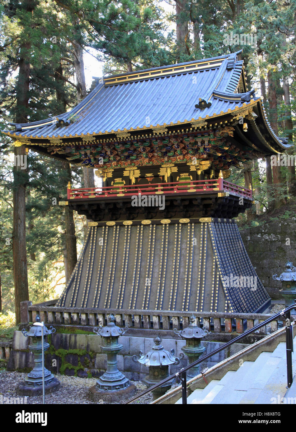 Japan, Nikko, Taiyuin byo, mausoleum, Bell Tower Stock Photo - Alamy