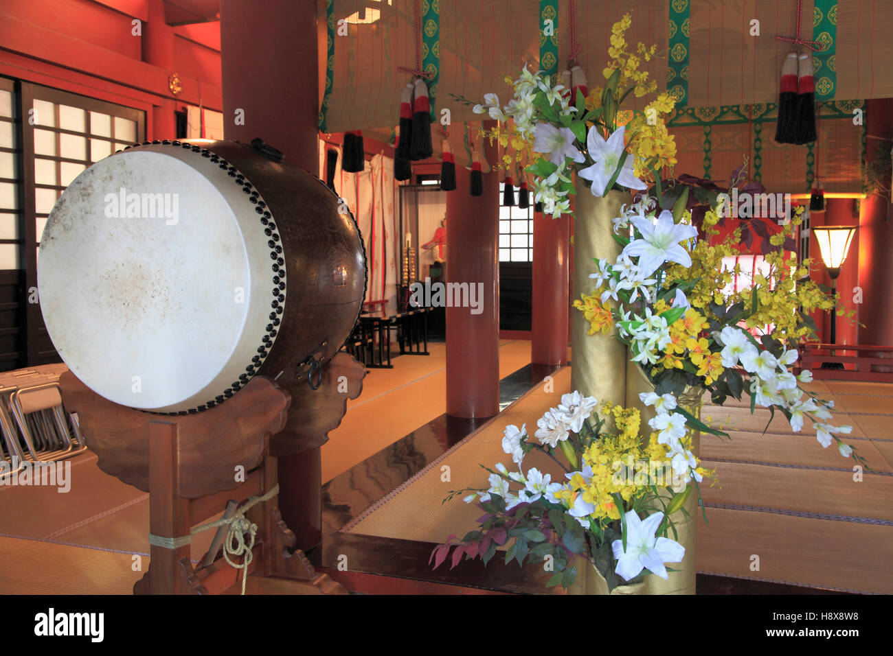 Japan, Nikko, Futarasan Shinto Shrine, interior, drum, flowers Stock ...