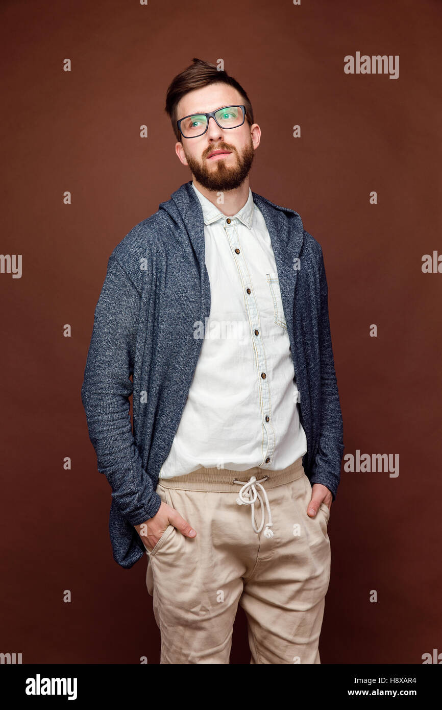 Modest photoshoot hi-res stock photography and images - Alamy