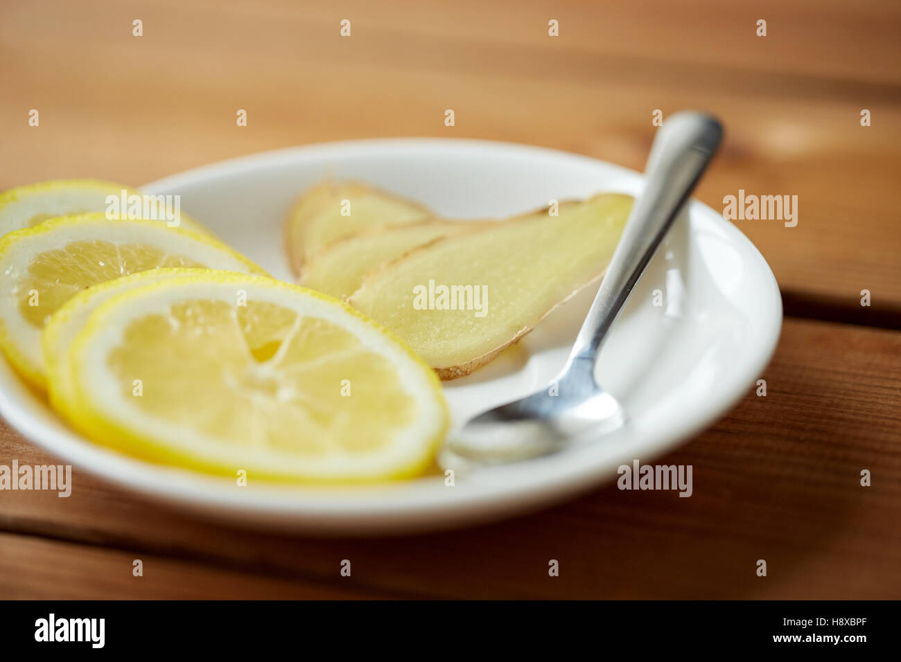 Teaspoon ginger hi-res stock photography and images - Alamy