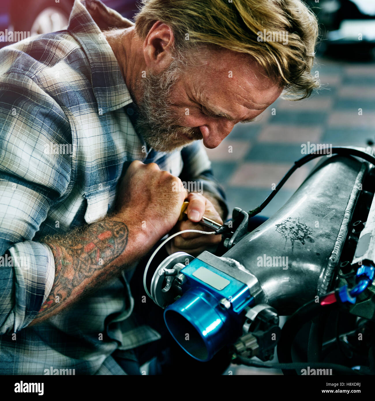 Garage Motor Maintenance Mechanic Fixing Spare Concept Stock Photo - Alamy