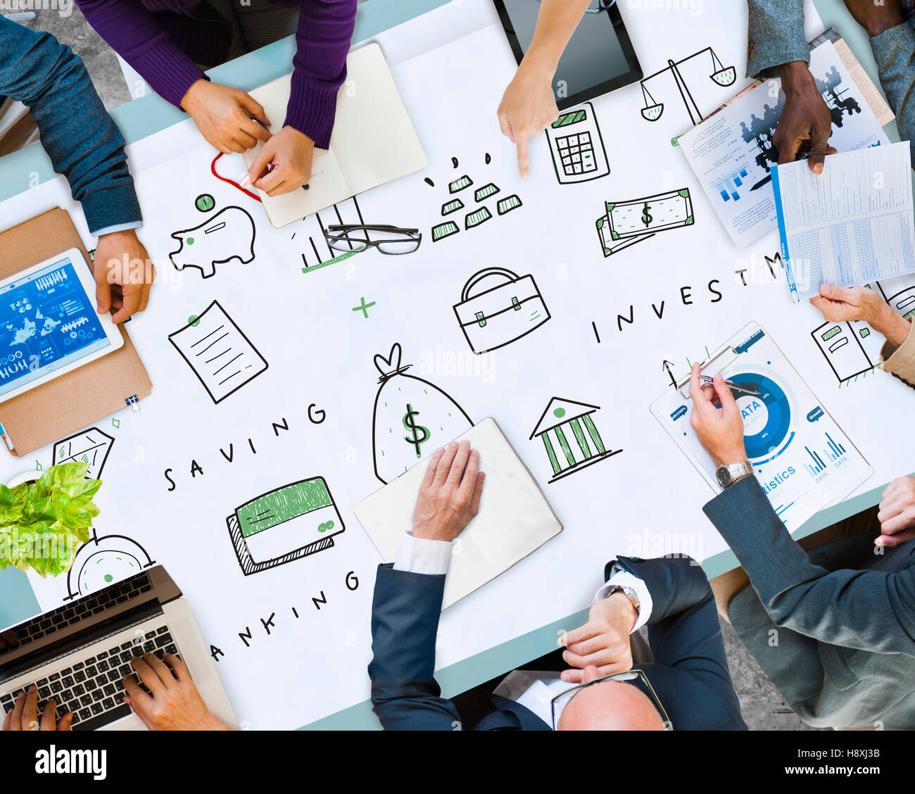 Financial management hi-res stock photography and images - Alamy