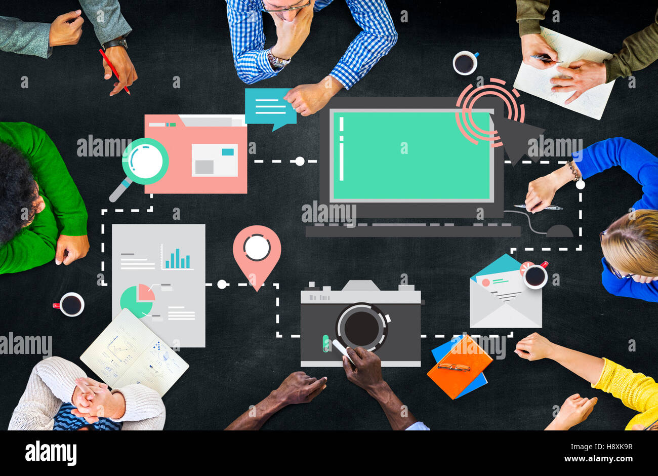 Technology Media Social Network Connection Concept Stock Photo - Alamy