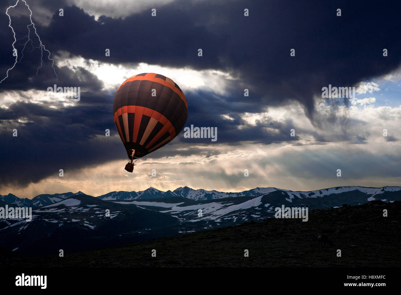Escaping balloon hi-res stock photography and images - Alamy