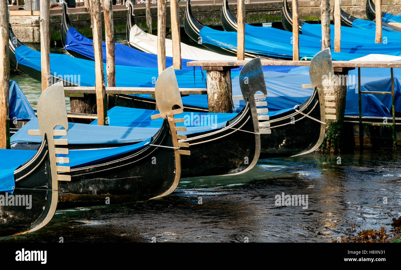Tied up gondolas hi-res stock photography and images - Alamy