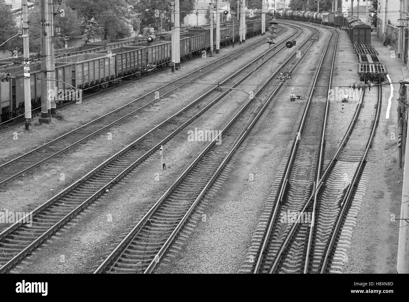 Electric railroad line tracks hi-res stock photography and images - Alamy