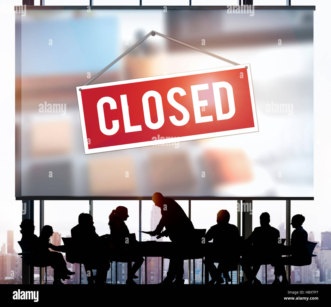 Closed Signage Marketing Shop Concept Stock Photo - Alamy