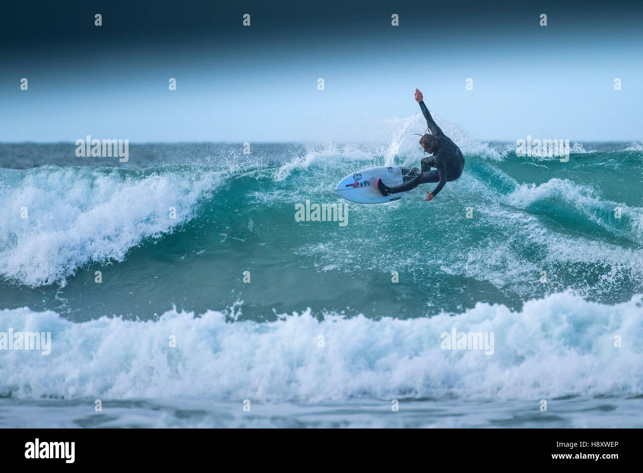 Spectacular surfing at Fistral in Newquay, Cornwall Stock Photo - Alamy