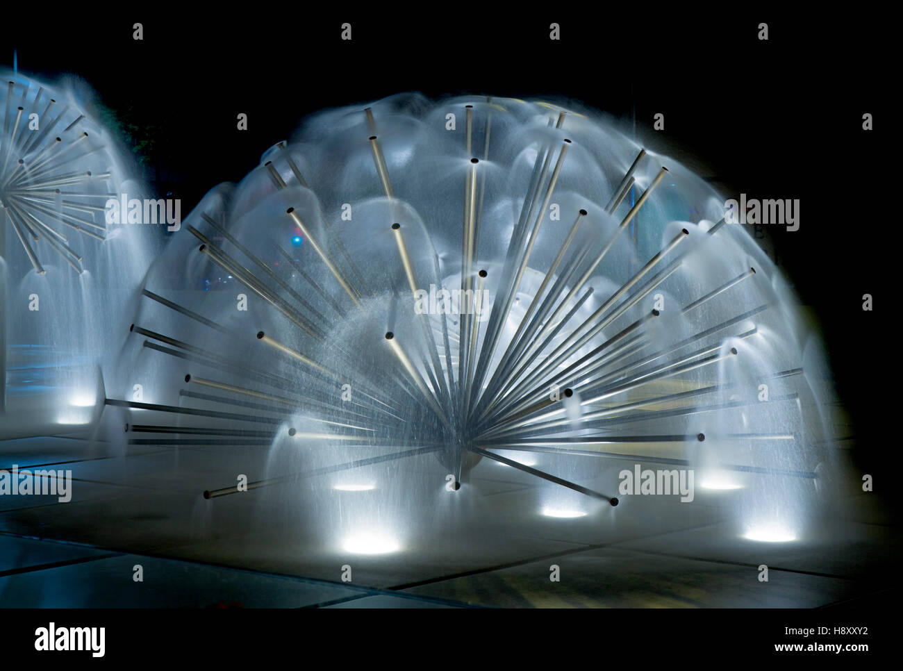 Spherical steel shot hi-res stock photography and images - Alamy