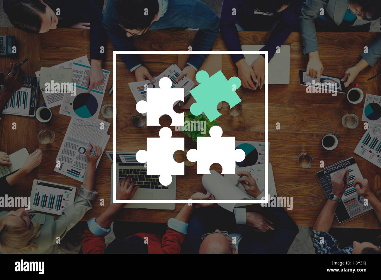 Jigsaw Puzzle Partnership Teamwork Team Concept Stock Photo - Alamy